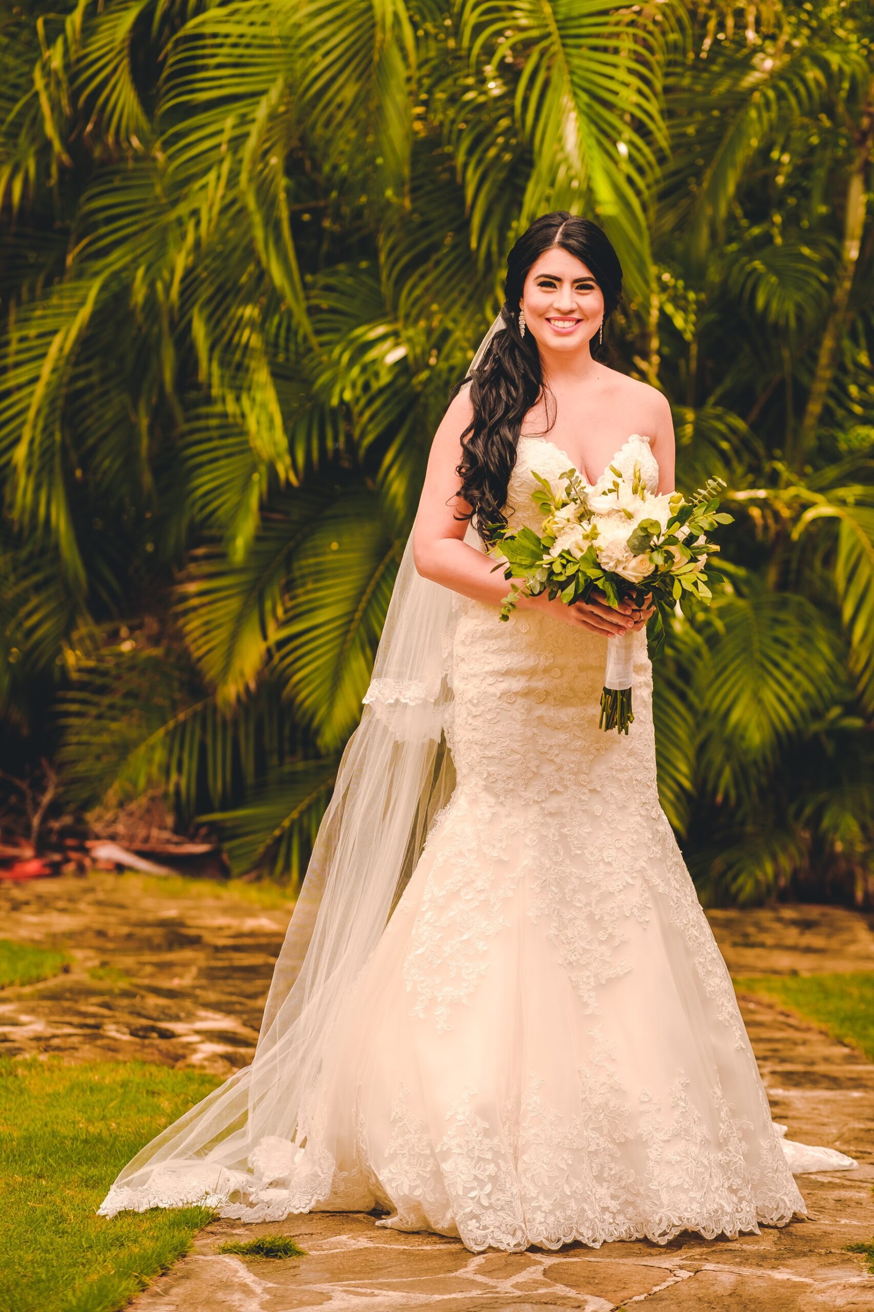 Gabriela y Antonio, boda en la Catedral de La Habana | Aire de Fiesta